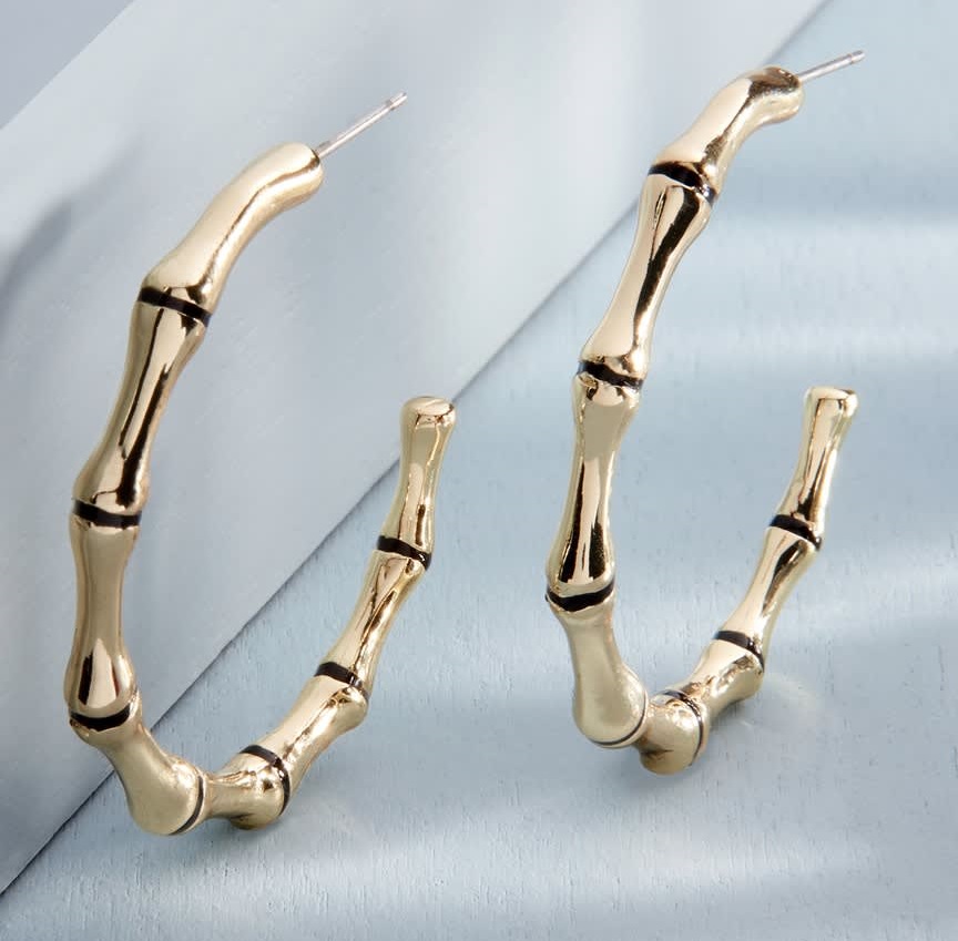 Cercei eleganți placati cu aur 14K – model cerc cu design texturat ...